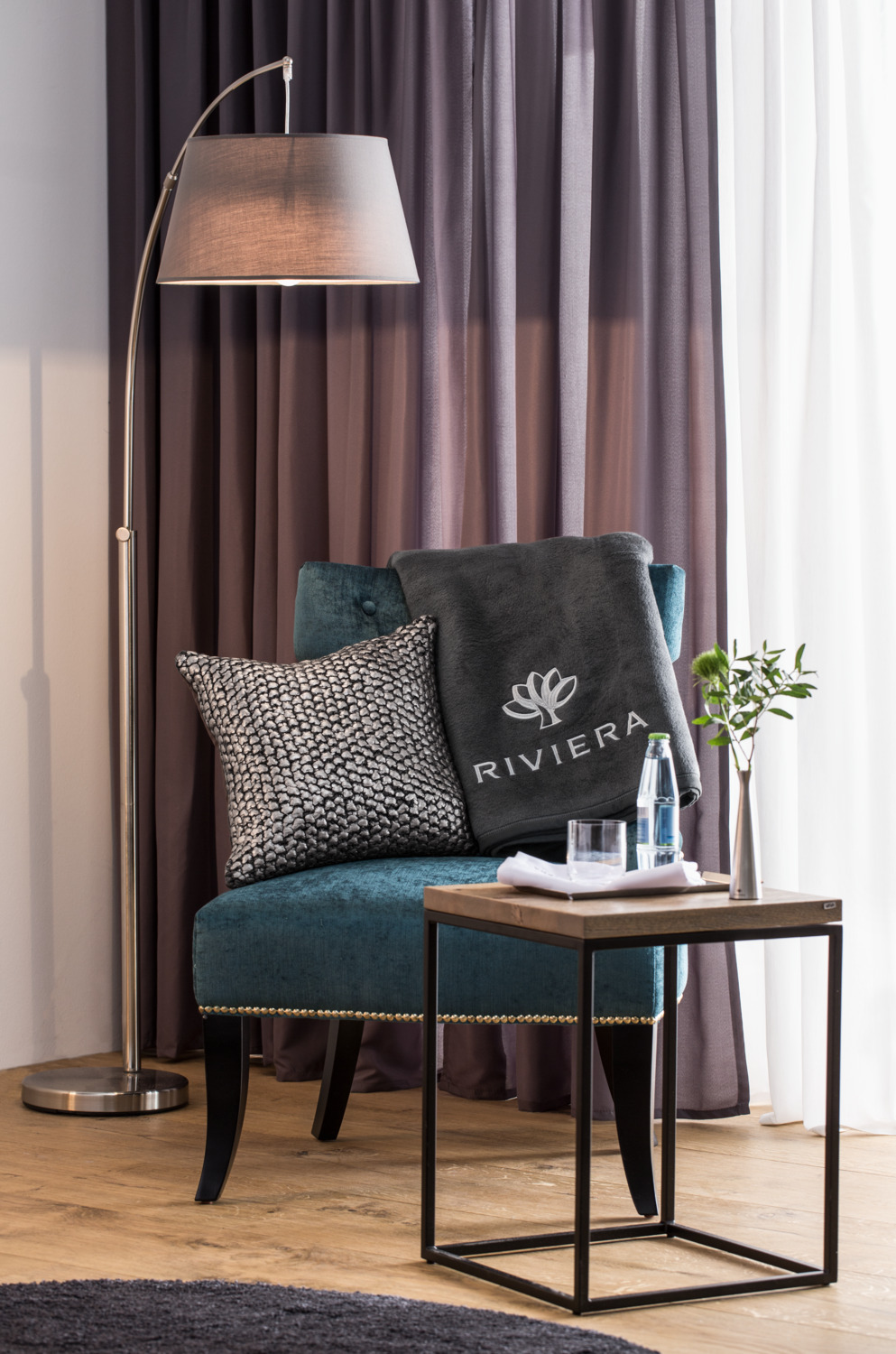 Side table Deven square - Restatrade