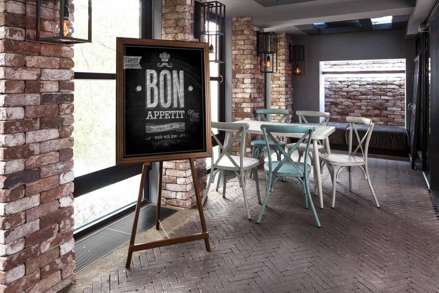 Easel Dali - Restatrade