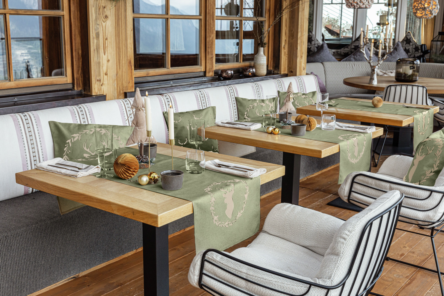 Table runner Kaprun - Restatrade