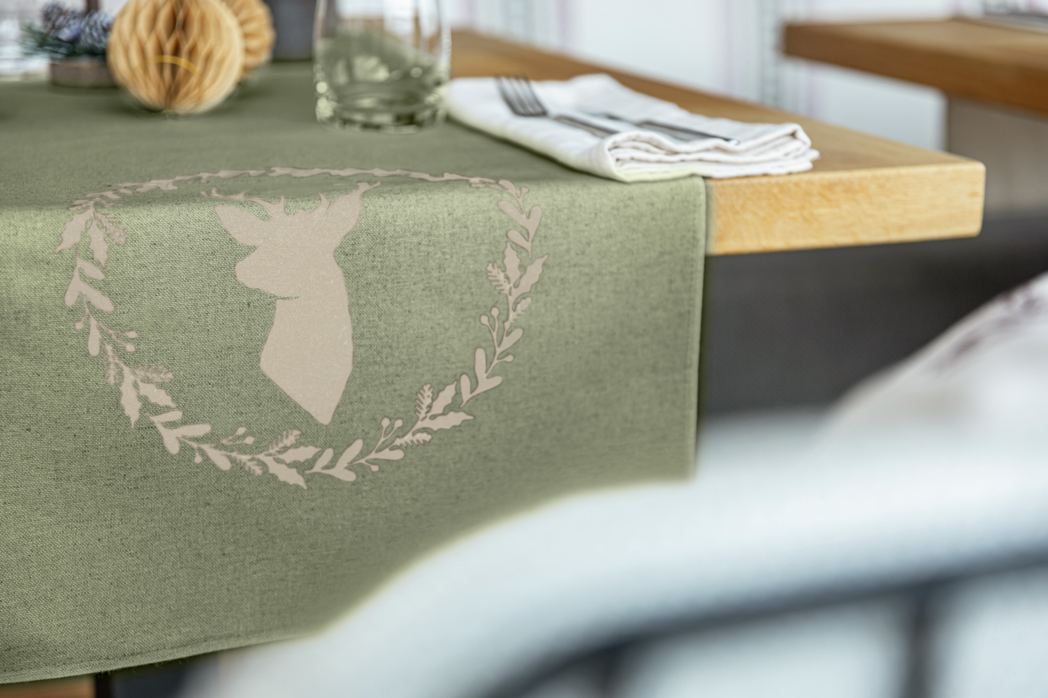 Table runner Kaprun - Restatrade